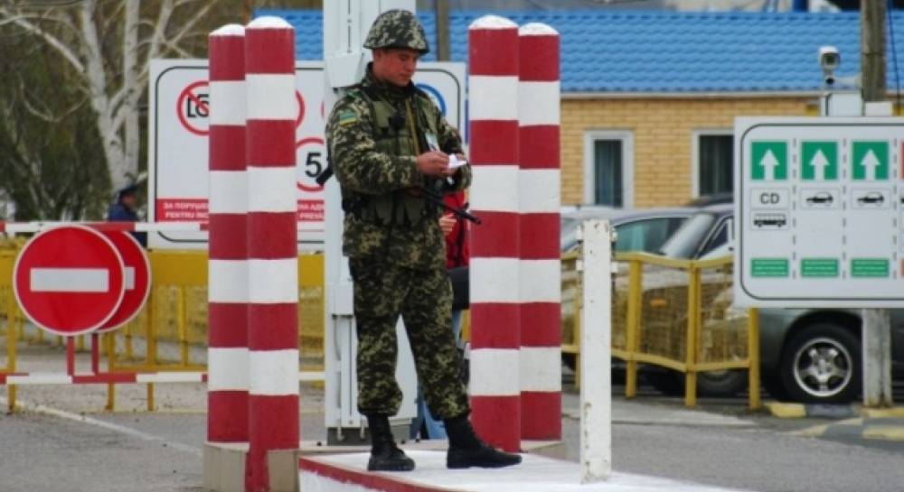 Russian army stops provocations - border guards | UNIAN