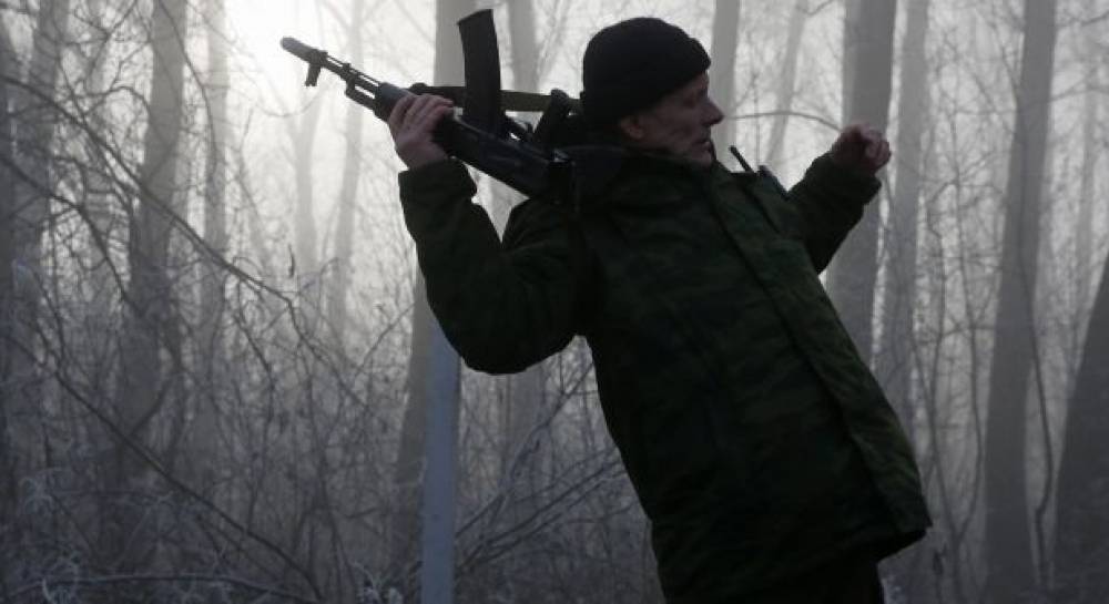 Бойовики обстрілюють Донецький аеропорт з території православного ...