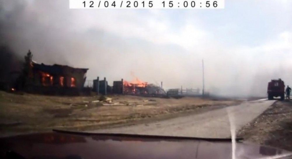 Fires rage in South Siberia: 21 villages on fire, 900 houses destroyed ...