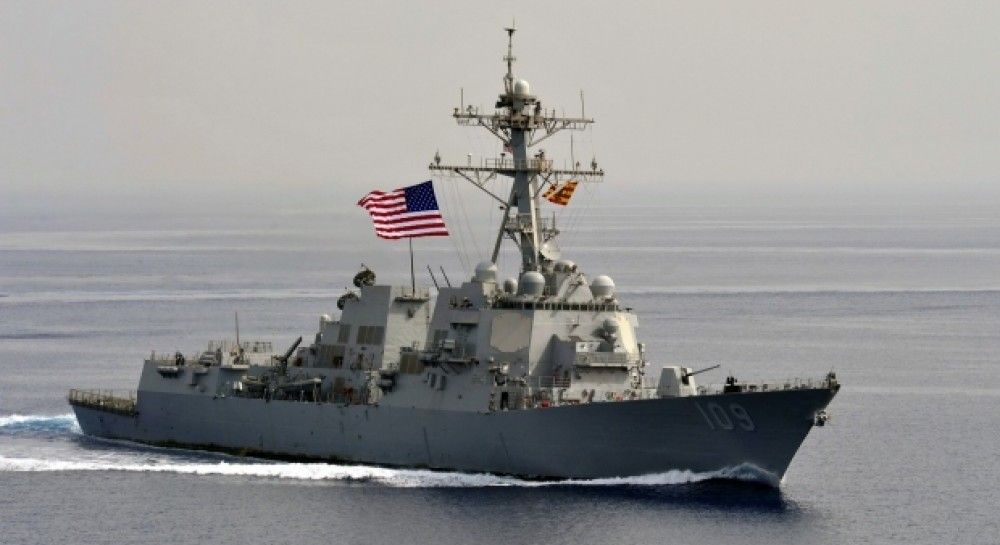 USS Ross conducting exercises with Ukrainian frigate