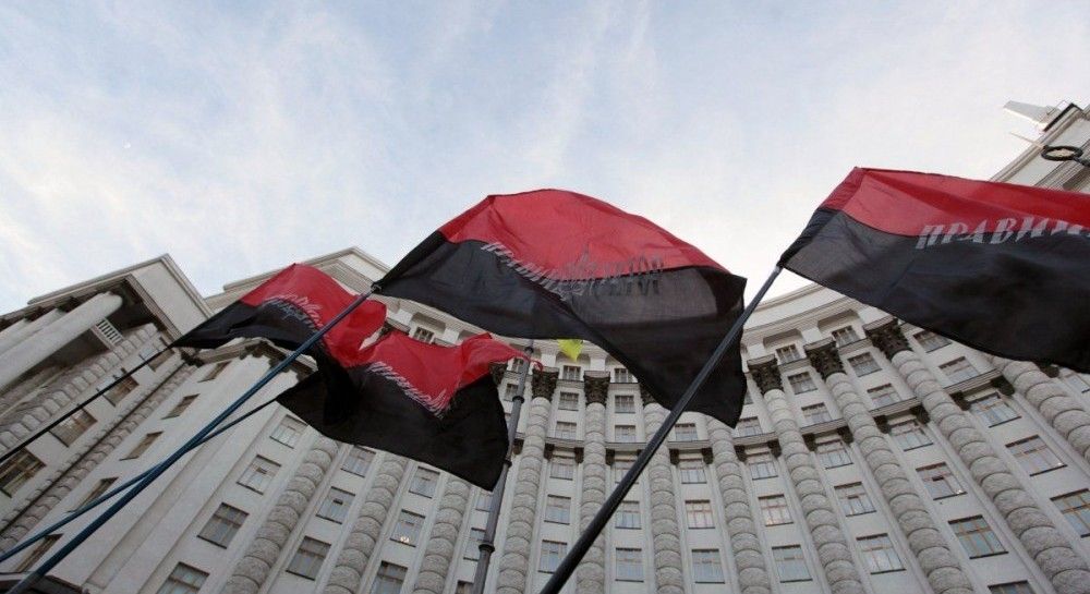 Right Sector declares ambitious plans to partake in elections