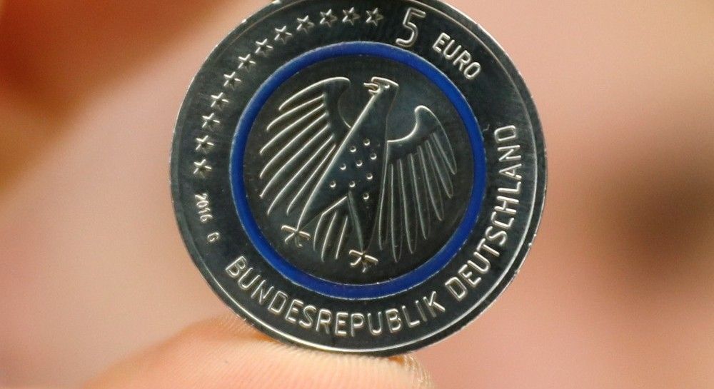 У Німеччині вперше випустили монети номіналом 5 євро | УНІАН