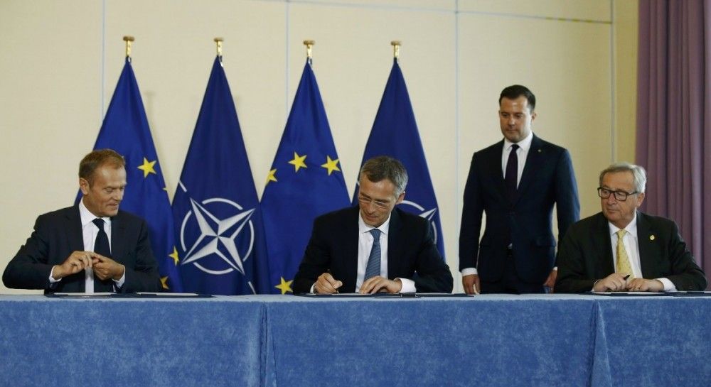 EU, NATO sign strategic partnership declaration | UNIAN