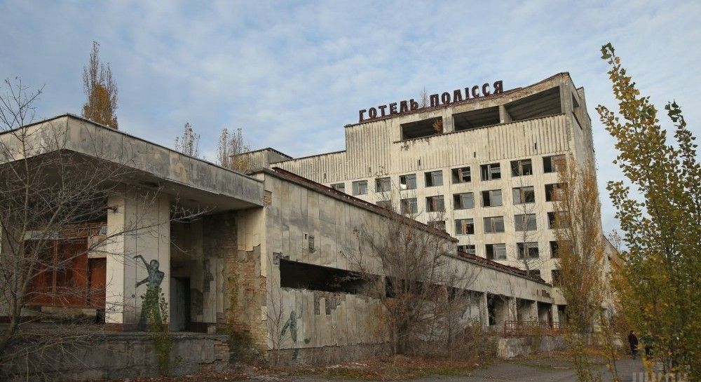 Ukraine marks 32nd anniversary of Chornobyl tragedy with candles lit in ...