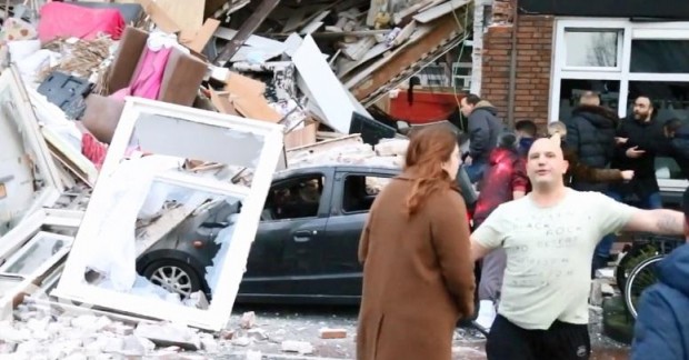 Blast rips through The Hague residential building – DW (video)