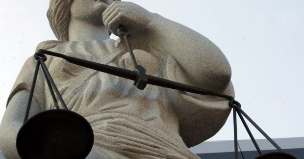 Суд дозволив чоловікові назвати мера міста на Київщині "Гандоном" | УНІАН