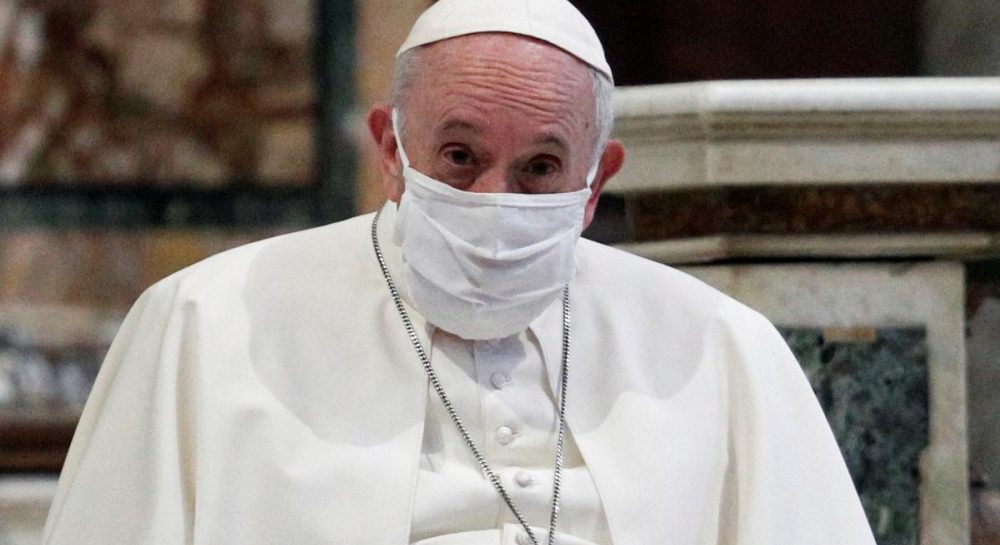 Pope wears mask for first time at public event - UNIAN Photoreport