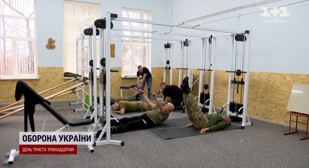 "Призрак Киева" помогает и после гибели: мать героя открыла ...