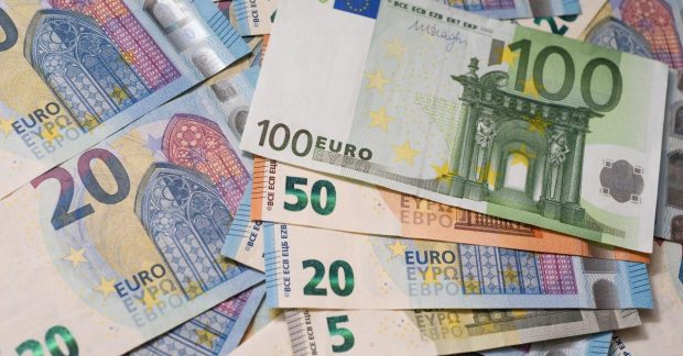Українці в Німеччині та Нідерландах отримують зарплату в 3 4 рази